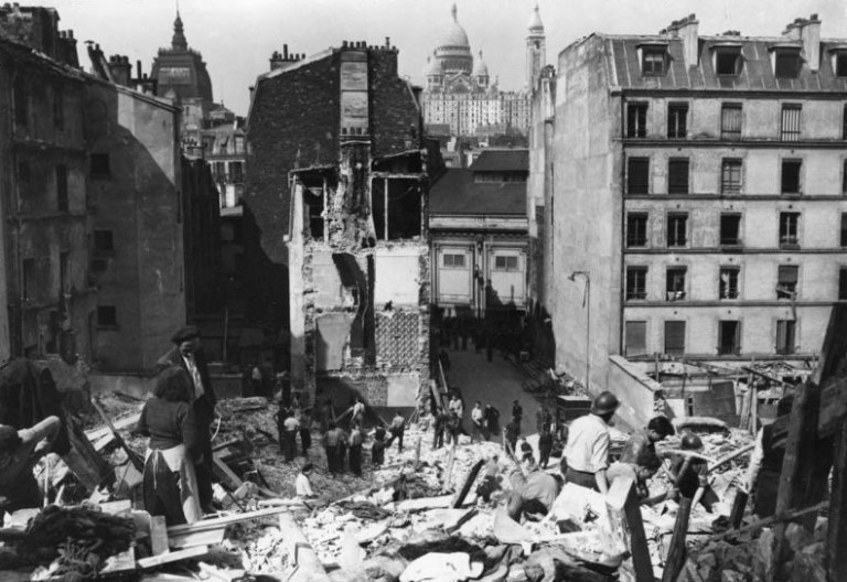 When bombs fell on Paris | Parisian Fields